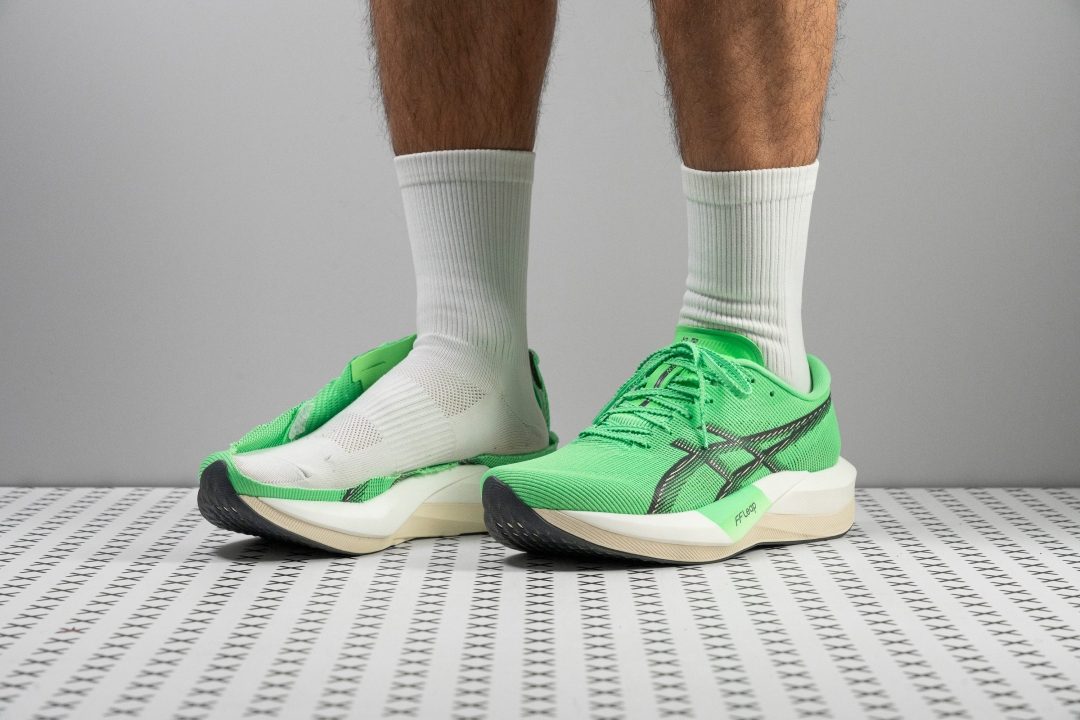 Cut in half: ASICS Magic Speed 5 Review (2026) | RunRepeat