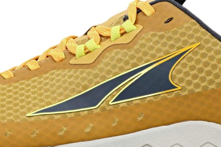 Altra Outroad Review 2022, Facts, Deals | RunRepeat